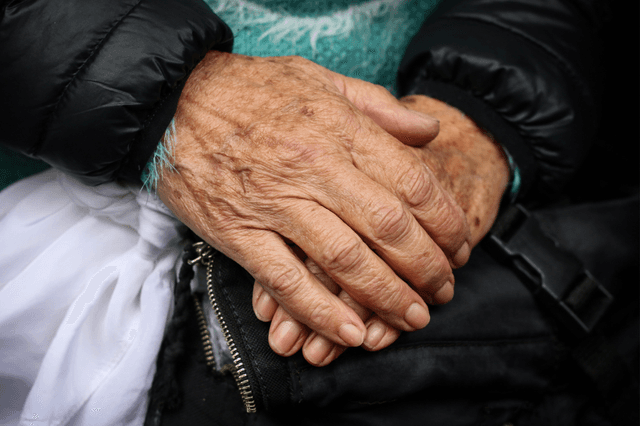"Tenía que ser mujer": la historia de una odontóloga devenida en ...
