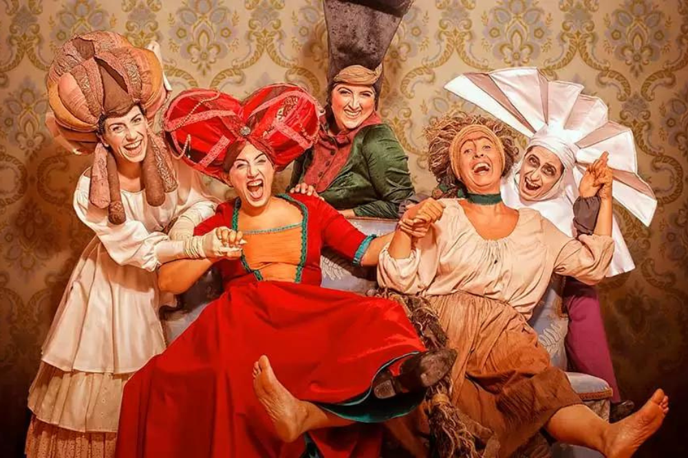 Damas bravas o una bomba de historia y humor - Feminacida